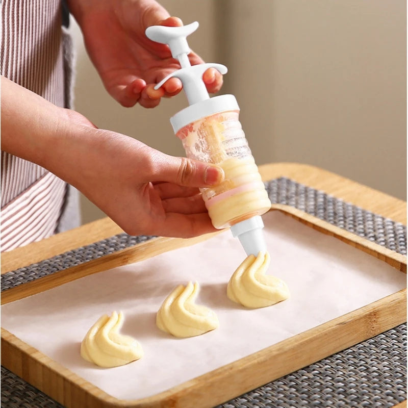 Creative Diy Cream Pastry Injector Baking Tool on Luulla
